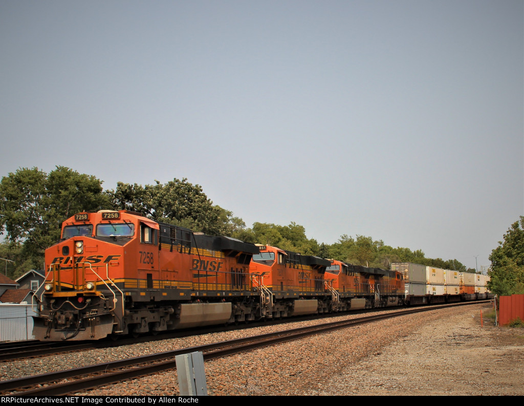 BNSF 7258